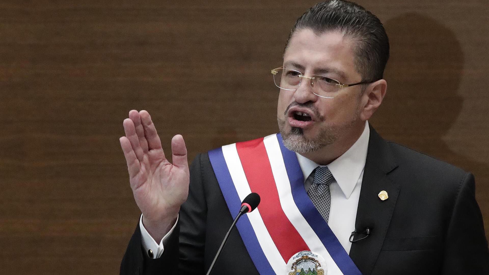 ¿Quién es Rodrigo Chávez, el nuevo presidente de Costa Rica? | N+