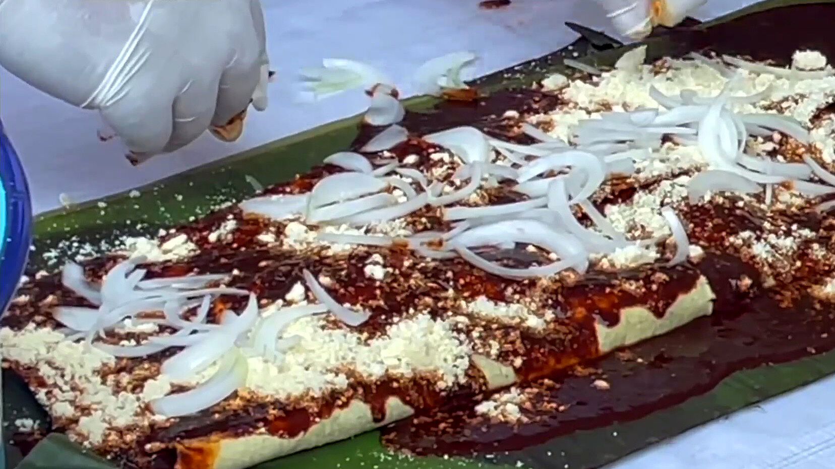 Preparan la enmolada más grande del mundo en Teocelo, Veracruz | N+