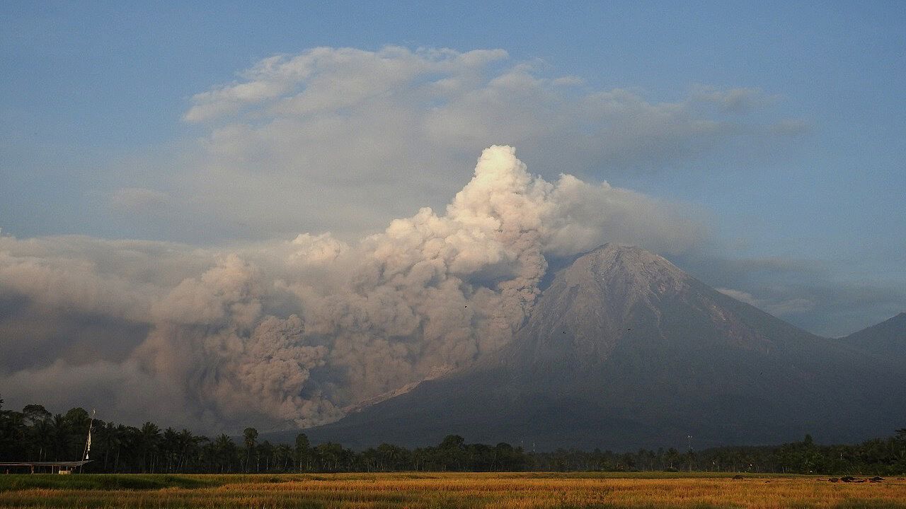 Flujo Piroclástico de Volcanes Es Peligroso: Especialista | N+