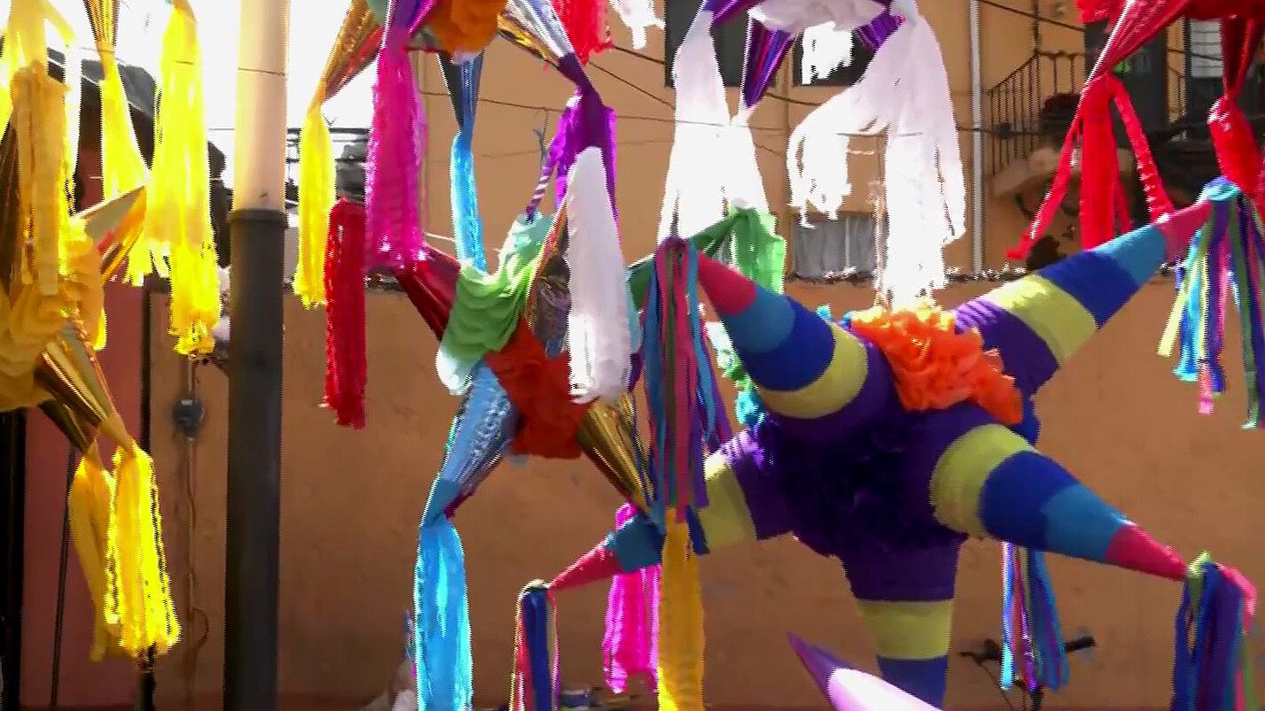 La Fabricación de Piñatas, Una Tradición Viva en la CDMX | N+