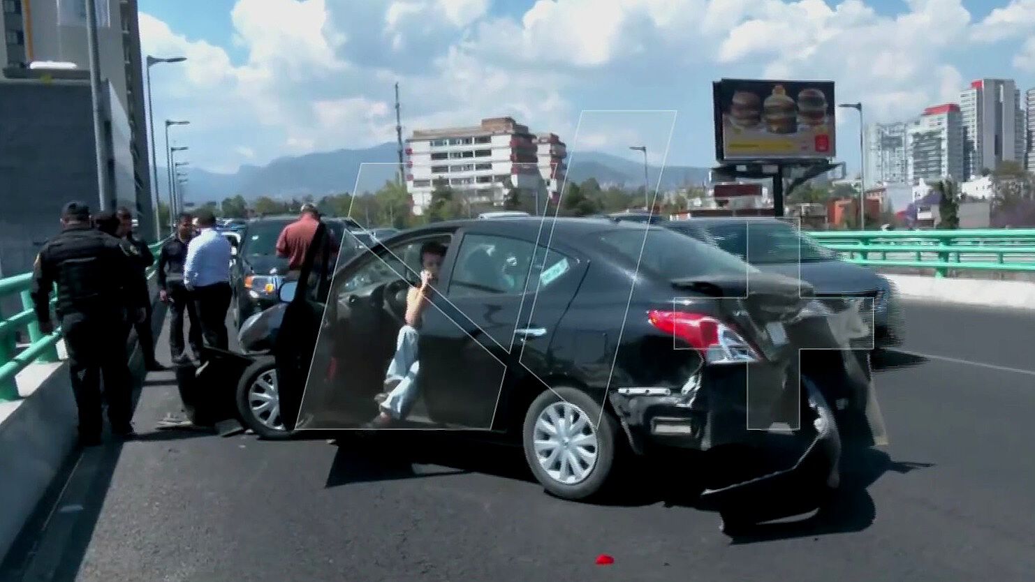 Choque Múltiple en Segundo Piso de Periférico Sur, CDMX | N+