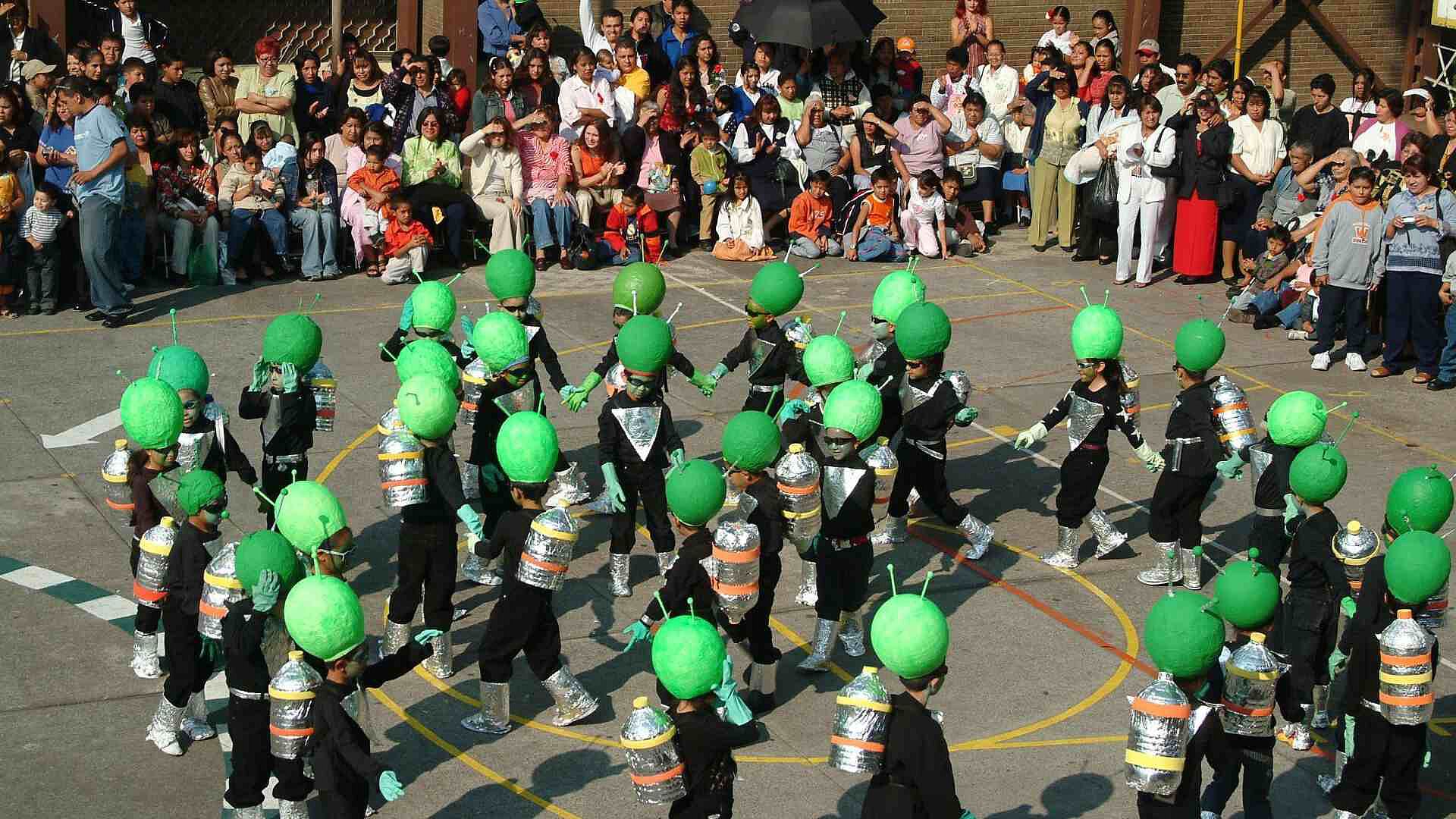 Alistan Festivales Escolares para Celebrar el Día de las Madres | N+