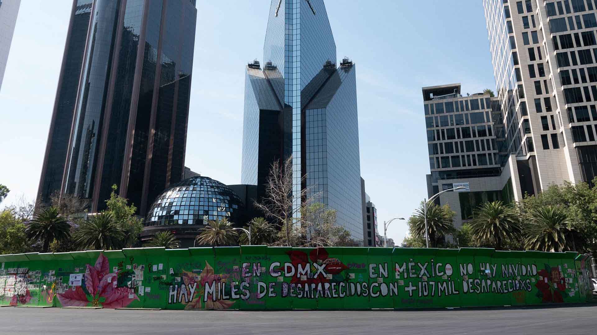 ¿Cuánto Mide Nuevo Ahuehuete Plantado en Paseo de la Reforma? | N+