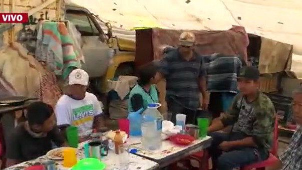 Esta Familia Fue Desalojada y Tuvieron que Improvisar una Casa | N+